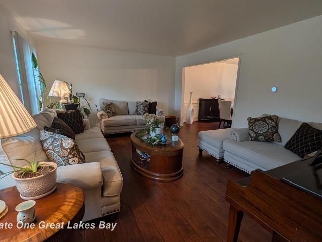 1808 Laurel Oak Drive