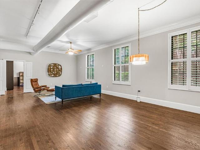 1808 Liberty Lane