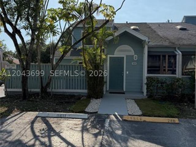 1808 Runners Way Unit 1808, North Lauderdale, FL 33068