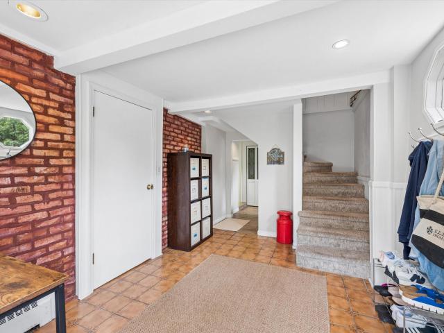 1808 Ridgemoor Drive