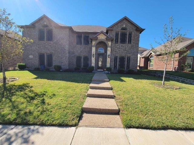 1808 River Run Dr, Desoto, TX 75115