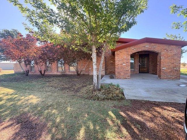 1808 Texline St, Dalhart, TX 79022