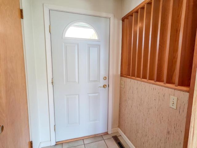 1808 Valleyview