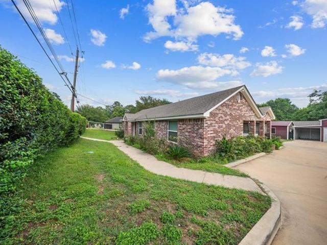 1808 Woden Rd, Nacogdoches, TX 75961