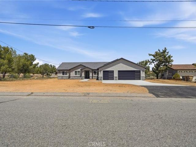 18090 Hinton St, Hesperia, CA 92345