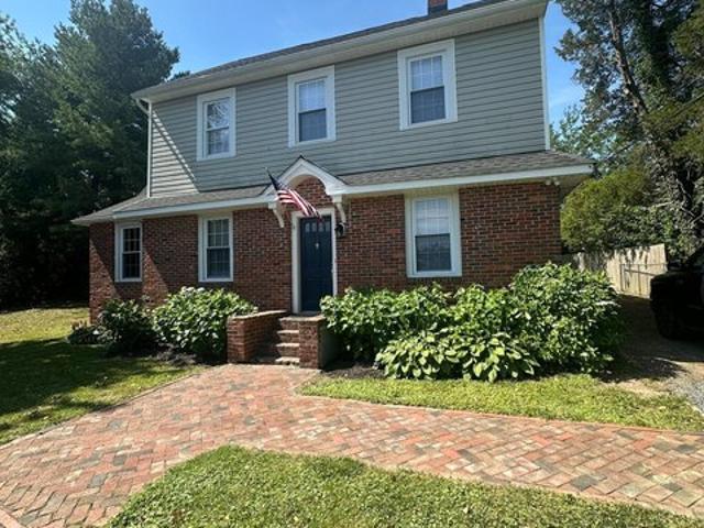 18091 Point Lookout Rd, Park Hall, MD 20667
