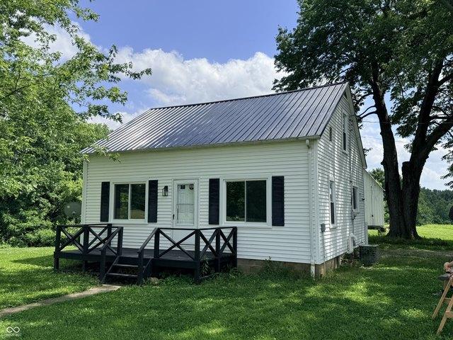 18092 Stone Church Rd, Laurel, IN 47024