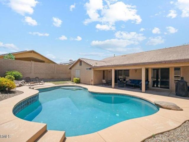 18095 W Santa Irene Dr, Goodyear, AZ 85338