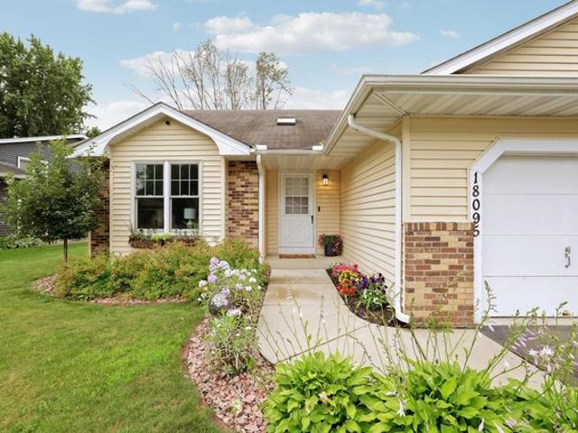 18095 Echo Dr, Farmington, MN 55024