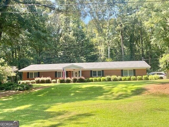 1809 Morgan Cantey Dr, Lanett, AL 36863