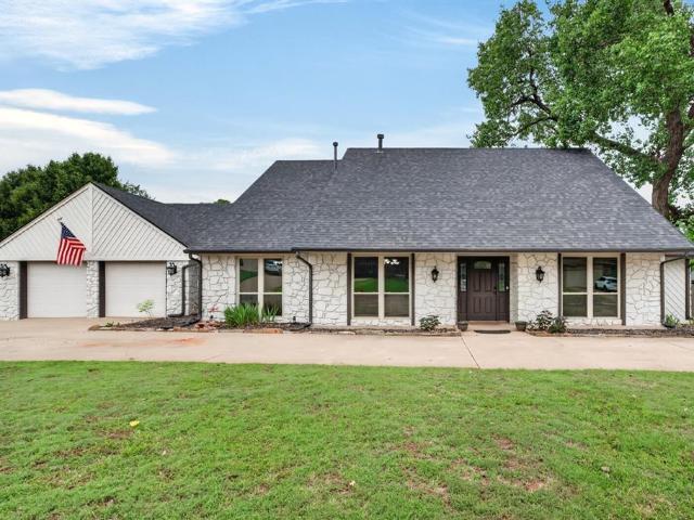 1809 Nighthawk Court