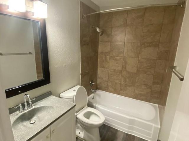 1809 on Cox Apartments 2 Bedroom Apartment for Rent at 1809 Cox St, Carrollton, TX 75006 Original Town
