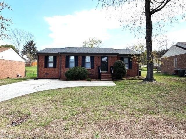 1809 Acorn Rd, Greensboro, NC 27406