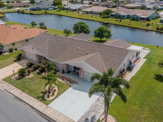 1809 Columbine Pl, Sun City Center, FL 33573