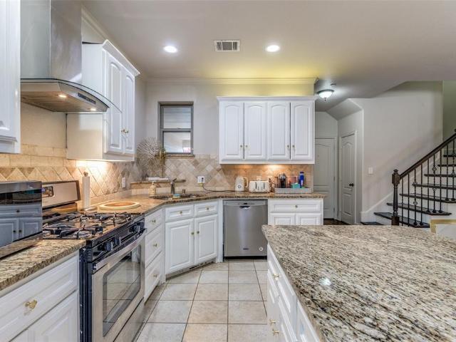 1809 Desoto Drive