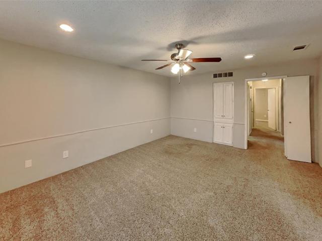 1809 Geneva Lane