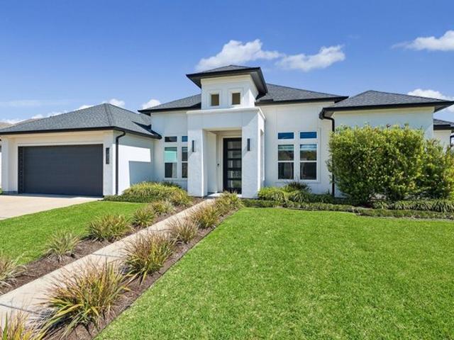 1809 Grace Crossing, Friendswood, TX 77546