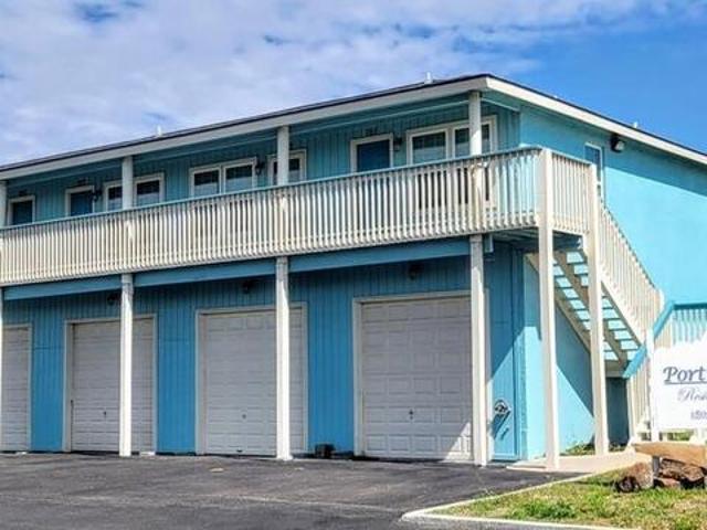 1809 Hillcrest #102, Rockport, TX 78382