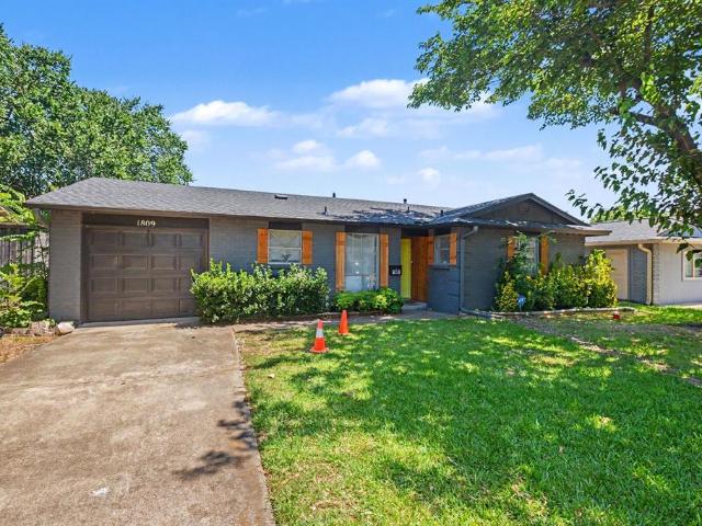 1809 Homestead Place