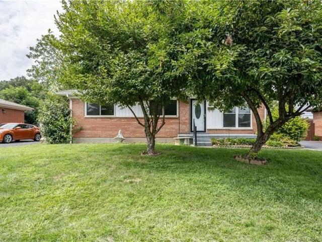 1809 Jonquil Dr, Jeffersonville, IN 47130