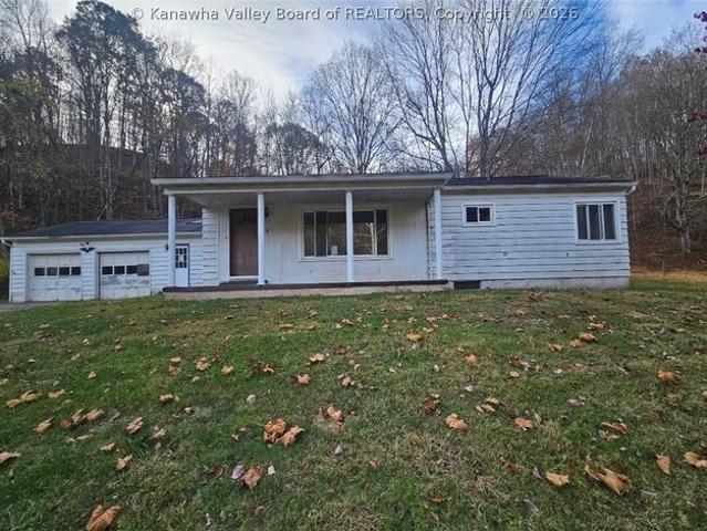 1809 Parkersburg Rd, Spencer, WV 25276
