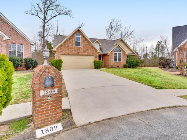 1809 Richmond Ln, Chattanooga, TN 37421 | MLS #1529 | Compass
