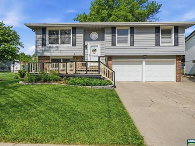 1809 SW 16th St, Lincoln, NE 68522
