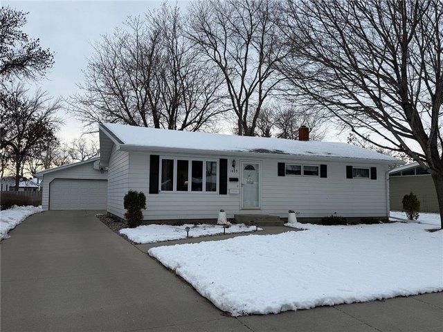 1809 15th St S, Fargo, ND 58103