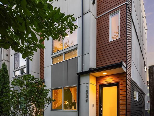 1809 13th Avenue