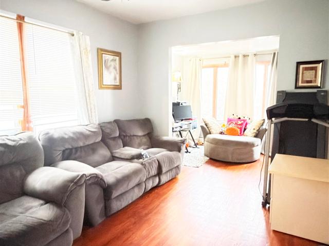 1809 43Rd St