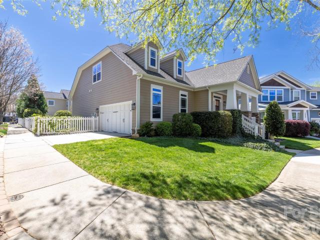 18003 Northport Dr, Cornelius, NC 28031 | MLS #4366 | Compass