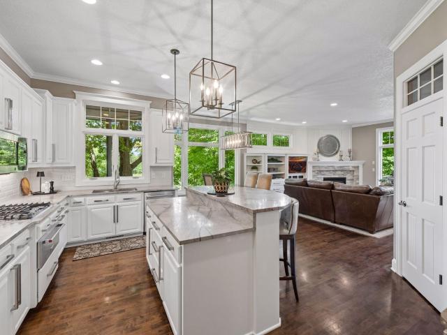 18000 Turtle Point