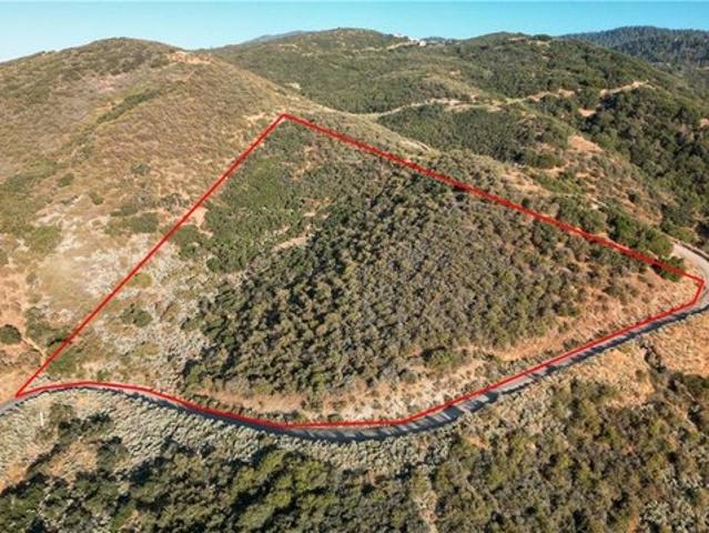 18000 Matterhorn Ct, Tehachapi, CA 93561