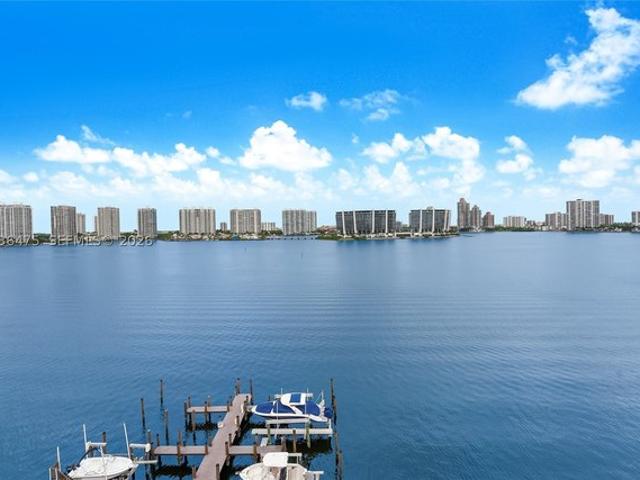18000 N Bay Rd Apt 902, Sunny Isles Beach, FL 33160