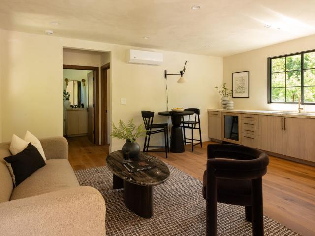18001 Boris Dr, Encino, CA 91316 | MLS #26723