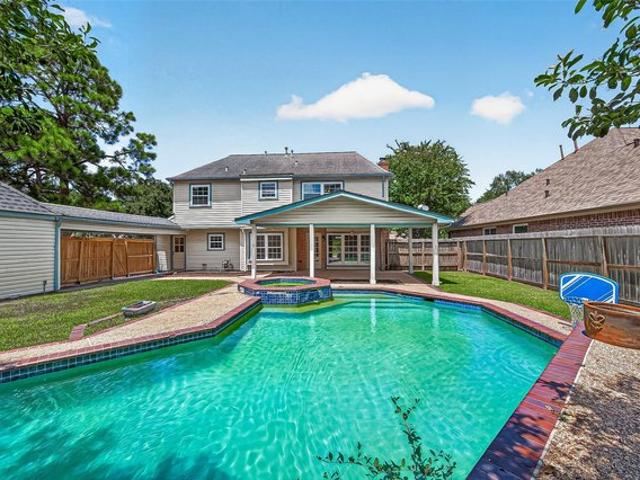 18007 Oakhampton Dr, Houston, TX 77084