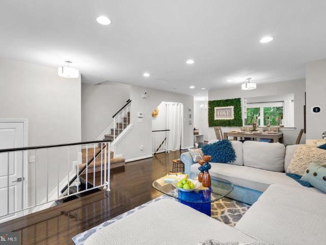18005 Sunset Lake Court
