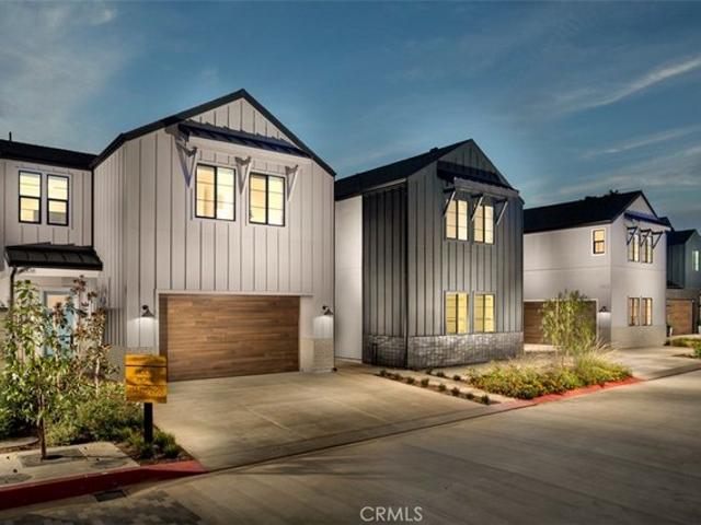18008 Roch Ct, Fountain Valley, CA 92708