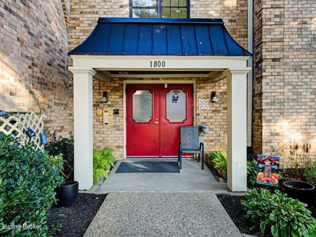 1800 Manor House Dr Apt 207, Louisville, KY 40220