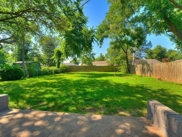 1800 Melrose Drive