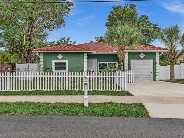 1800 NW 3rd Ct, Fort Lauderdale, FL 33311