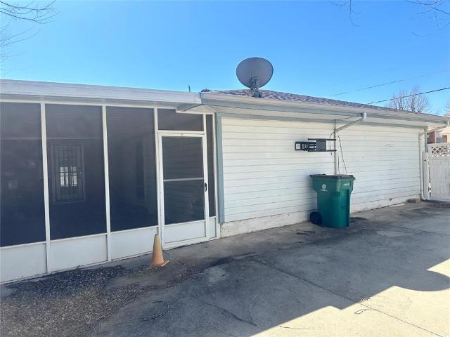 1800 N Oaklawn Avenue