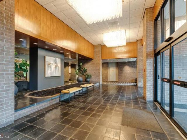 1800 Old Meadow Road # 1021