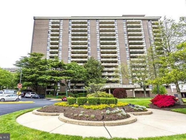 1800 Old Meadow Rd #1210, McLean, VA 22102