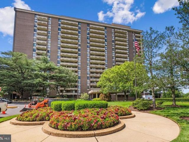 1800 Old Meadow Rd Apt 713, McLean, VA 22102
