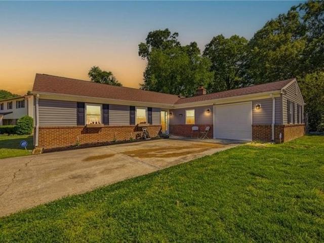 1800 Oneida Ct, Virginia Beach, VA 23453
