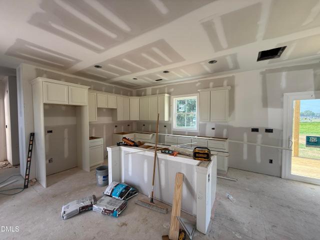1800 Batten Farm Road 18