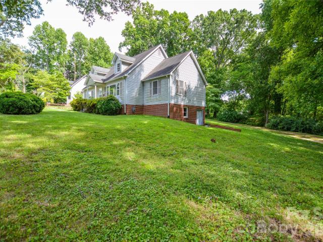 1800 Brantley Road