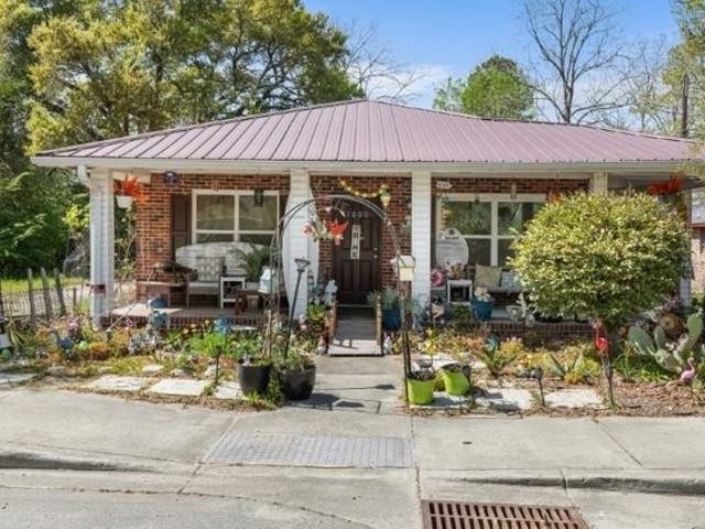 1800 Brown St, Conway, SC 29527
