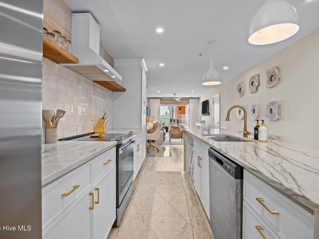 1800 Canal Drive # Unit 307